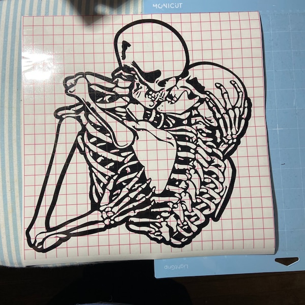 Skeleton Lovers SVG | Dead Love SVG | Skulls Kiss Decal Shirt Graphics ...