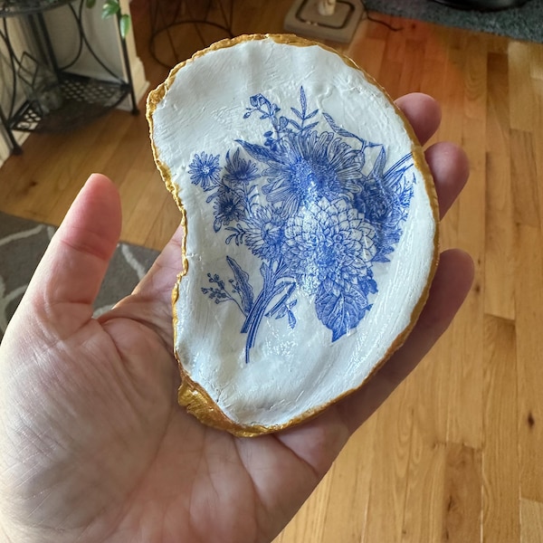 Set of 30 Baby Oyster Shells (.5 - 1.5)| Crafting Ready | Nautical ...