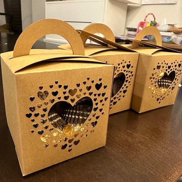 Craftisvg Christmas Gift Treat Box SVG - Etsy