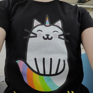 2-sided 305 Turnover Chain Shirt, Miami Hurricanes Fan Alumni Tee, UM ...