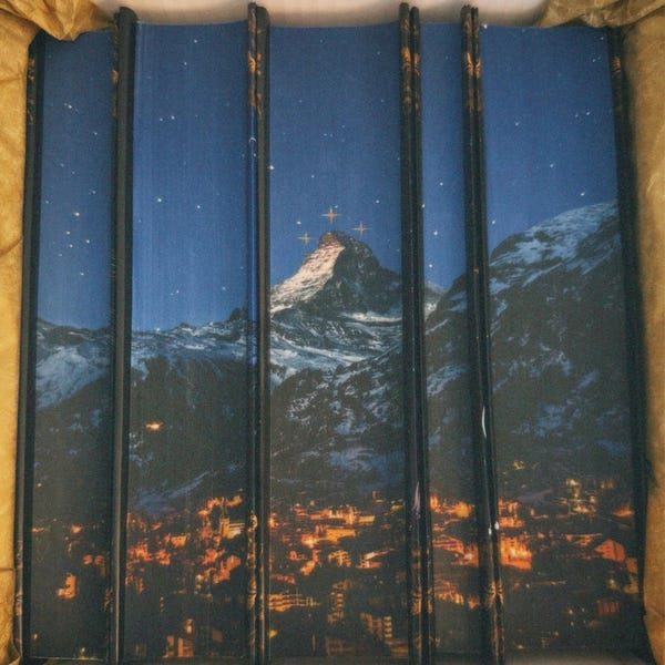 ACOTAR Velaris Special Edition Book Set | A Court of Thorns and Roses ...