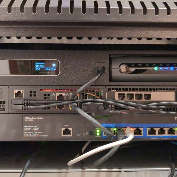 Philips Hue With Lutron Hub & X2 Raspberry Pi 1U 19in Rack Mount - Etsy