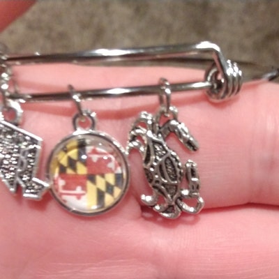 Maryland Theme Charm Bracelet Show Your MD Pride With This Adorable ...