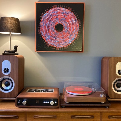 Floating Turntable Shelf / Customizable Record Player Ledge / - Etsy