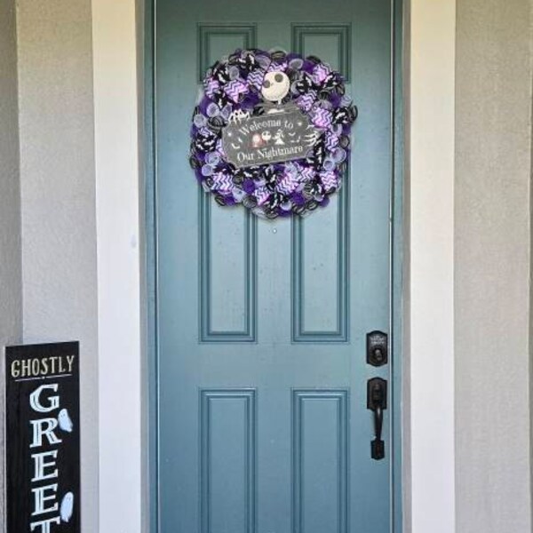 Welcome Wolf Wreath - Etsy