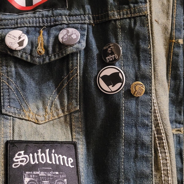 Alien Peace Offering Sign Window Decal Sticker - Etsy