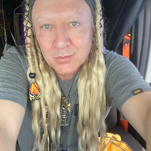 Skeleton Singer HOCUS POCUS I Put A Spell on You Enamel Pin - Etsy