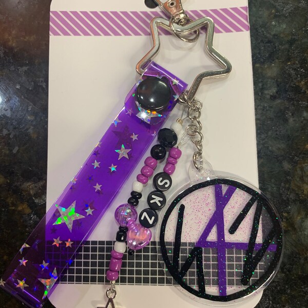 Stray Kids KPOP Keychain - SKZ - Stay - Etsy