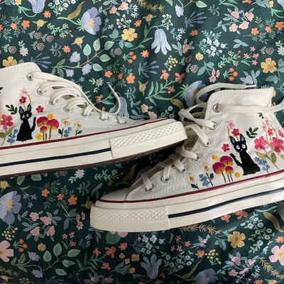 Heartstopper Converse, Snoopy Heartstopper Converse High Top, Nick and ...