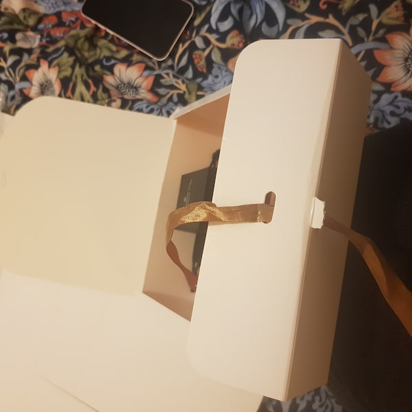 Pack of 12 Square Shaped Presentation Gift Box, Easy Assembly, Kraft ...