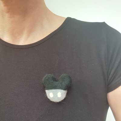 Disneys Mickey Mouse Inspired Needle Felted Balloon Brooch Pin Badge ...