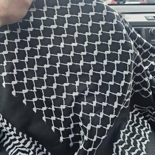 Original Kufiya From Palestine | Colored | Kuffeyeh, Kufiya, Hatta ...