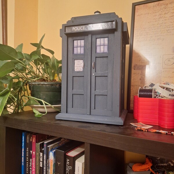 TARDIS Inspired Double Ring Box - Etsy