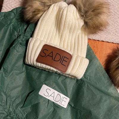 He's a Ten but Only Exists in Books Sticker, He's a 10 Sticker, Funny ...