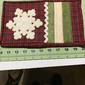 Tulip Mug Rug Kit, the Whole Country Caboodle, BX176, Leanne Anderson ...