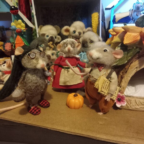 Needle Felted Mouse Professor, Needle Felted Animal, Law School ...