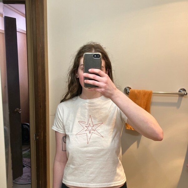 Cream, Vintage LUCKY HORSESHOE Graphic Tee, Hand Screen Printed ...