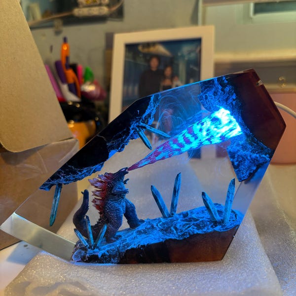 Raptor Dinosaur Figurine Raptor Dinosaur Night Lamp, Custom Epoxy Resin ...