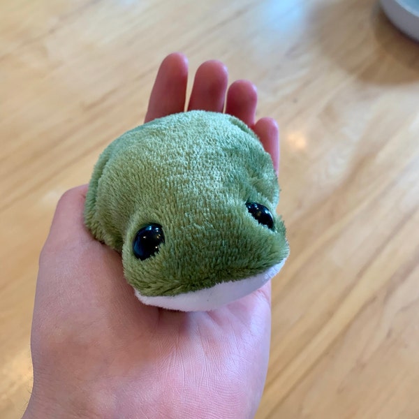 Frog Plush Ready to Ship// Pocket Frog Plushie// Bean Bag Frog// Toad ...