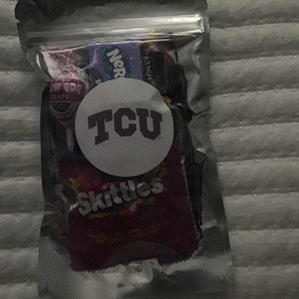 College Acceptance / Graduation Candy Cake ( Any School) - Large - Etsy