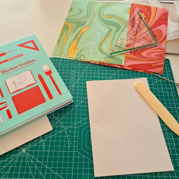 Coptic Bookbinding Kit - Make Your Own Book / Notebook / Sketchbook - Etsy Canada