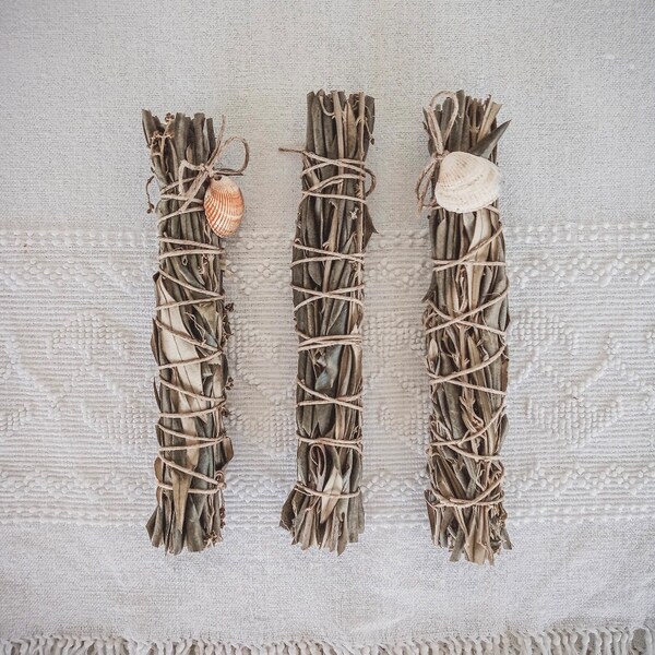 Yule Smudge Stick With Orange Peel Stars & Ash Wood Stick Juniper ...