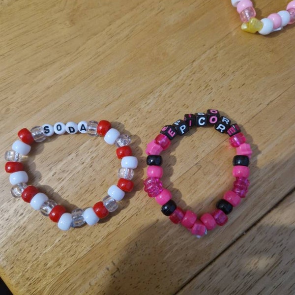 Demon Slayer/kny Beaded Bracelets - Etsy UK