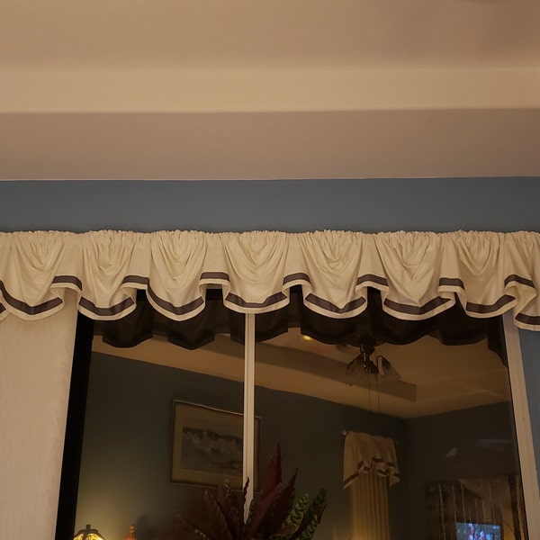 Queensland Shaped Valance With Corded Bottom - Etsy