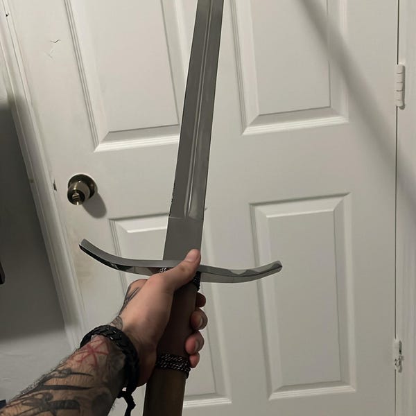 Handmade Carbon Steel Medieval Long Sword With Custom Made Scabbard ...