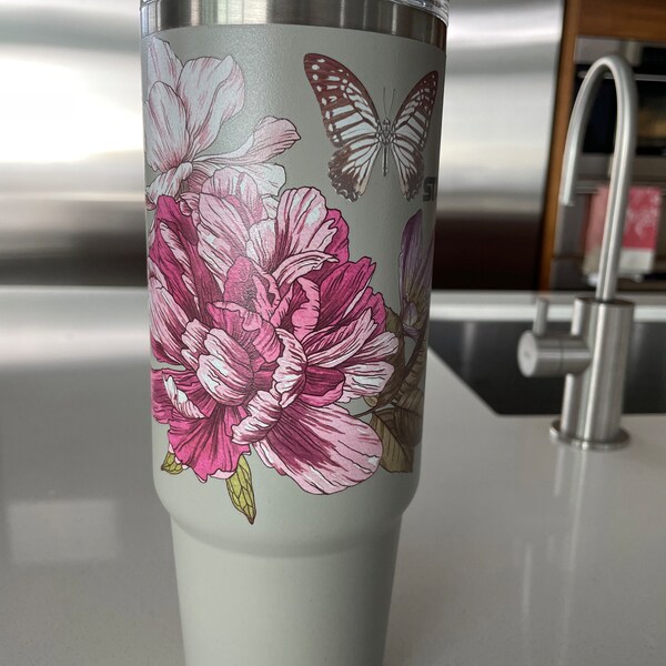 New Stanley 40oz Quencher H2.0 Flint With Hand Painted Pink Daisies - Etsy