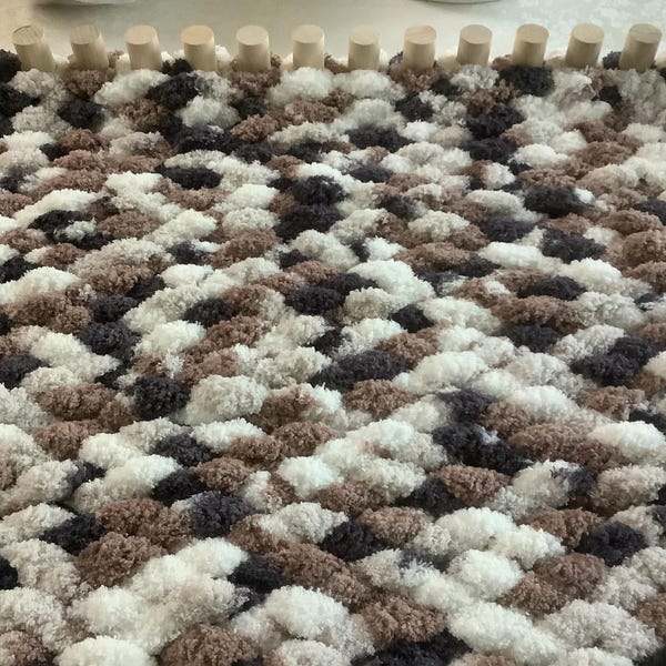 Travelling Portable Loom - Over 100 VIDEO TUTORIALS Incl. Size 36 ...