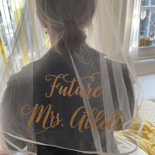 Bachelorette Veil, Bride Veil, Custom Veil, Future Mrs Veil ...