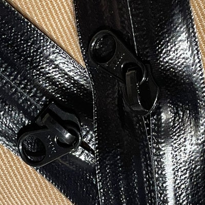 YKK 5 Aquaguard Water-resistant Shiny Black Zipper Zipper - Etsy Canada