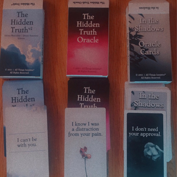 The Hidden Truth, V2 © Independent Oracle Cards - Etsy