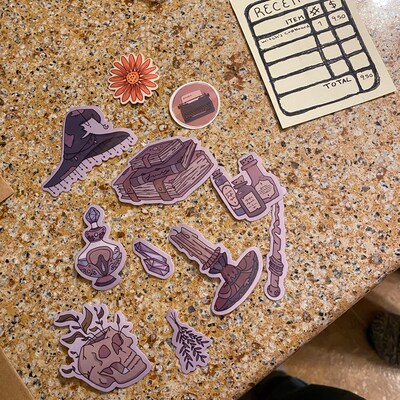 Distressed Mushroom Block Print T-shirt - Etsy