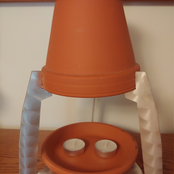 6 Inch Flower Pot Heater. Ready to Place One or More Candles Under It ...