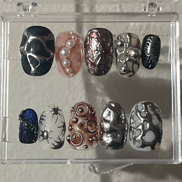 Freestyle 3D Almond Press on Nails, Metallic Chrome Goth Nails Art ...