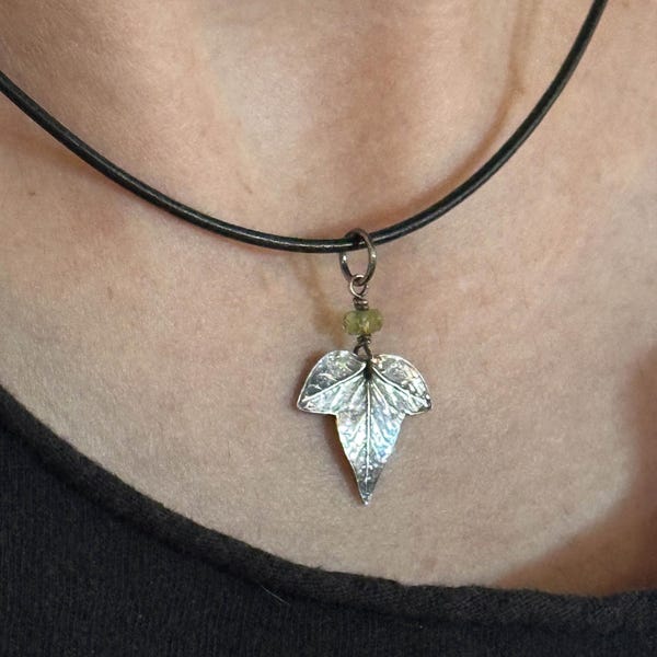 22k Gold Tiny Ruta Graveolens - Rue Leaf - Pure Solid 22K Gold Pendant ...