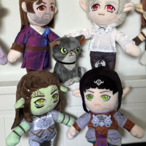 Lady Dimitrescu Statue Resident Evil Village Crystal Dimitrescu Remains ...