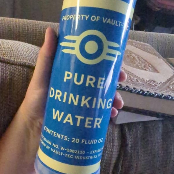 Fallout Vault-tec Pure Drinking Water - 20 Oz. Tumbler W/metal Straw ...