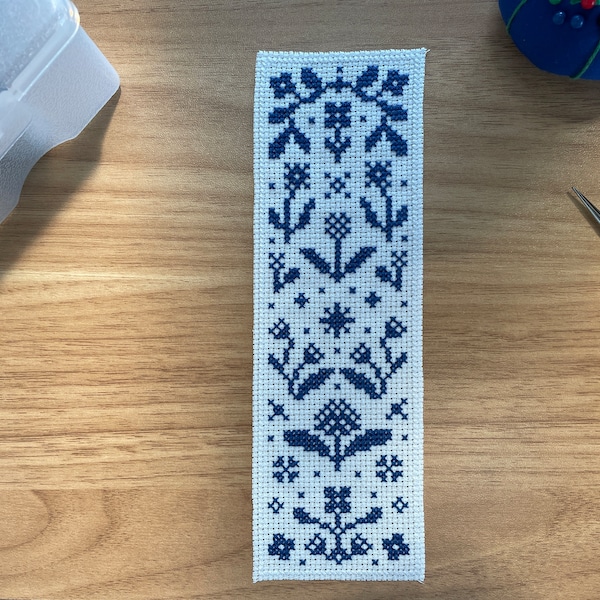 Spring Flowers Cross Stitch Bookmark - Cross Stitch Pattern (beginner ...