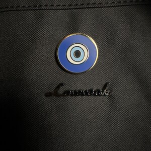 The Wild Robot Die Cut Vinyl Sticker Roz and Brightbill - Etsy