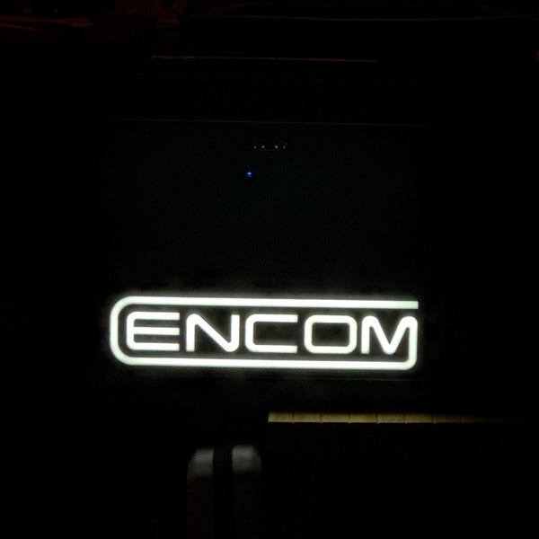 Tron Disc 2.0, Premium - LED Light up Tron Legacy Identity Disc ...