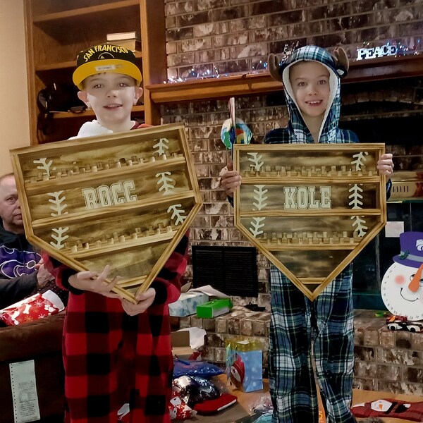 Rustic Baseball and Ring Display Holds 22 Rings/medals and 11 Baseballs ...