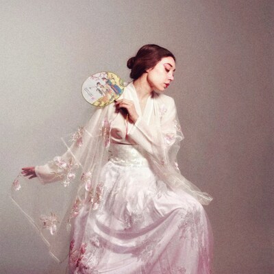 Embroidery Fan Round Fan Handmade Fan Classic Round Fan - Etsy