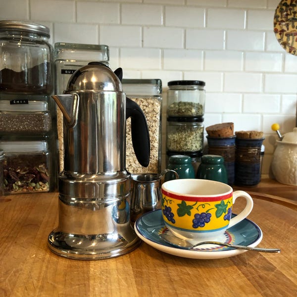 Small World Globe, World Map, Tabletop Globe Metal Axis and Wooden ...