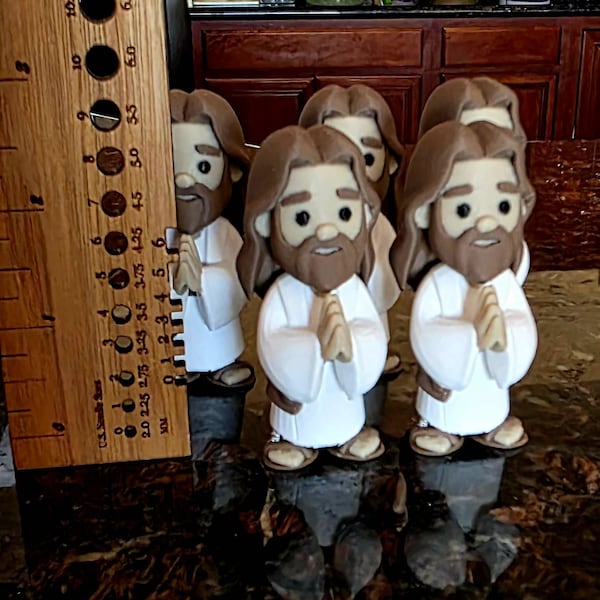 3d-printed Miniature Jesus Figurine – A Modern Symbol of Faith- Pocket ...