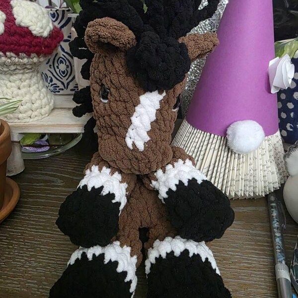 Paylin the Pony SNUGGLER Crochet Pattern | No Sew Low Sew Crochet ...