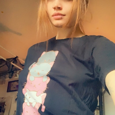Demigirl Pride Kawaii Shirt / Cute Demi Girl Pride Flag Cat Pile T ...
