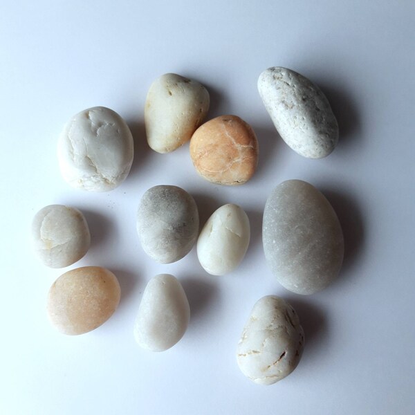 Natural Irish Sea Pebble (hag Stone) ,celtic Hag Stone . Adder Stone ...